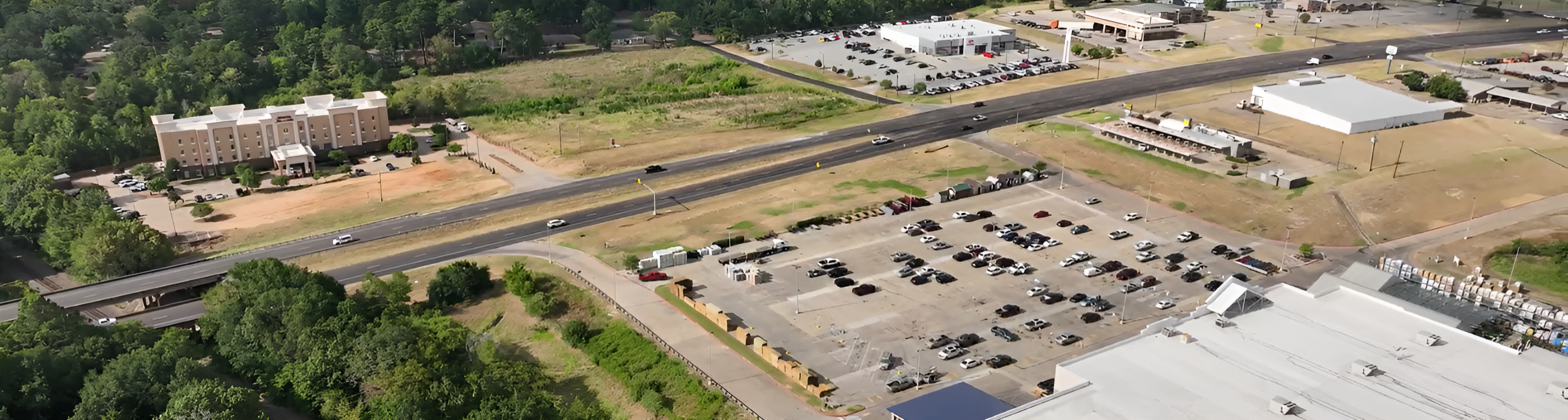 600 Turner Dr - OFFICE/WAREHOUSE